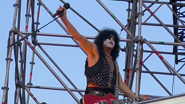 Her tar KISS farvel til alle norske fans – Se videoklipp og spilleliste ...